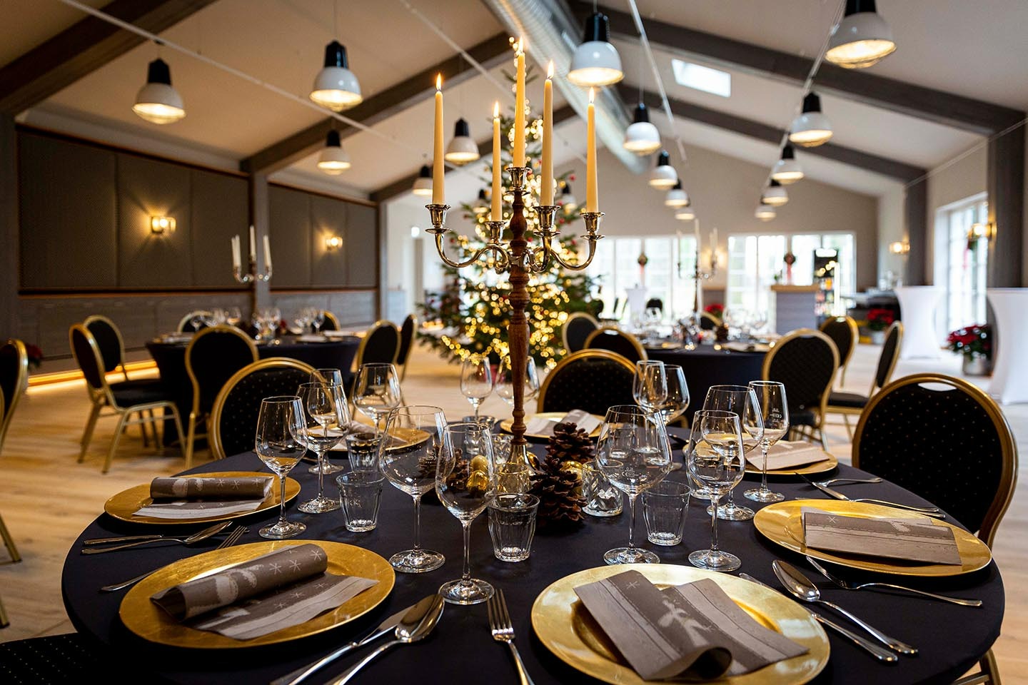 Planning a Christmas party: tips for a successful team event